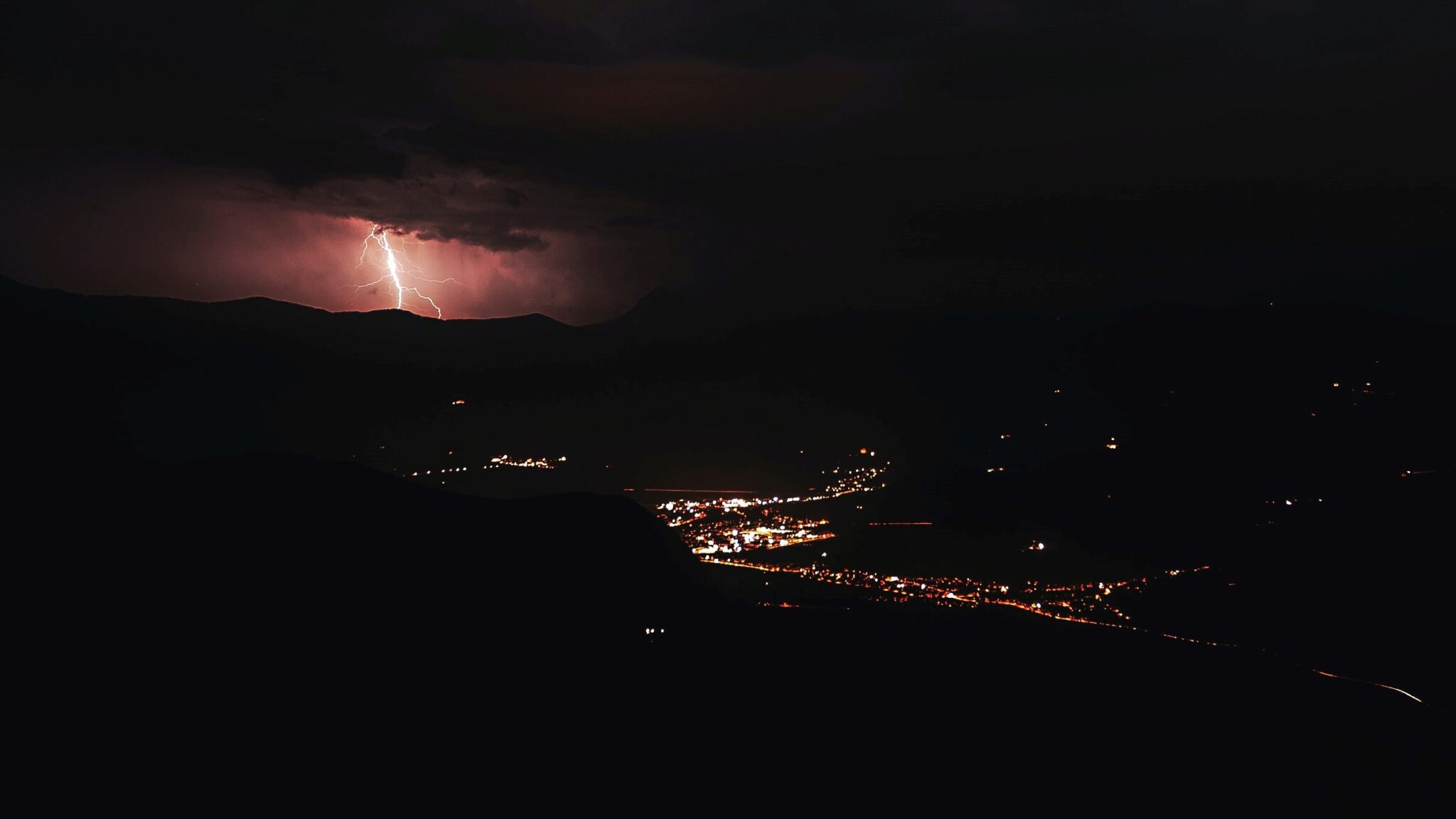 Disaster fatigue as more rain forecast for cyclone-hit areas - Expert ...